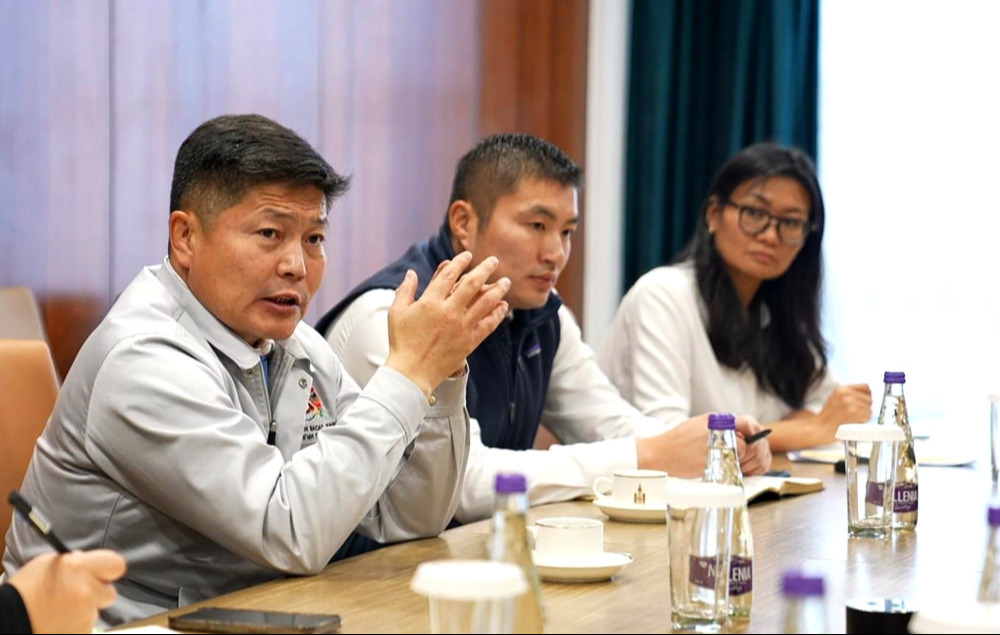 Хотын дарга Х Нямбаатарын 1 тэрбум төгрөгийг битүүмжилсэн шүүгчийн захирамжийг хүчингүй болгожээ